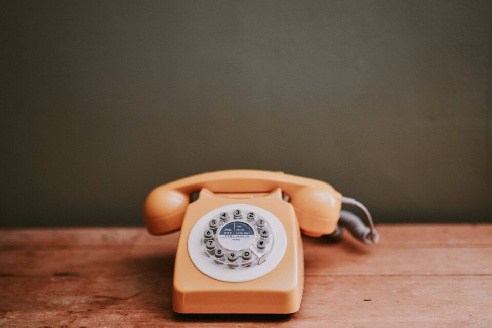 Dealing with the Unexpected Death of a Loved One | Aura Funerals