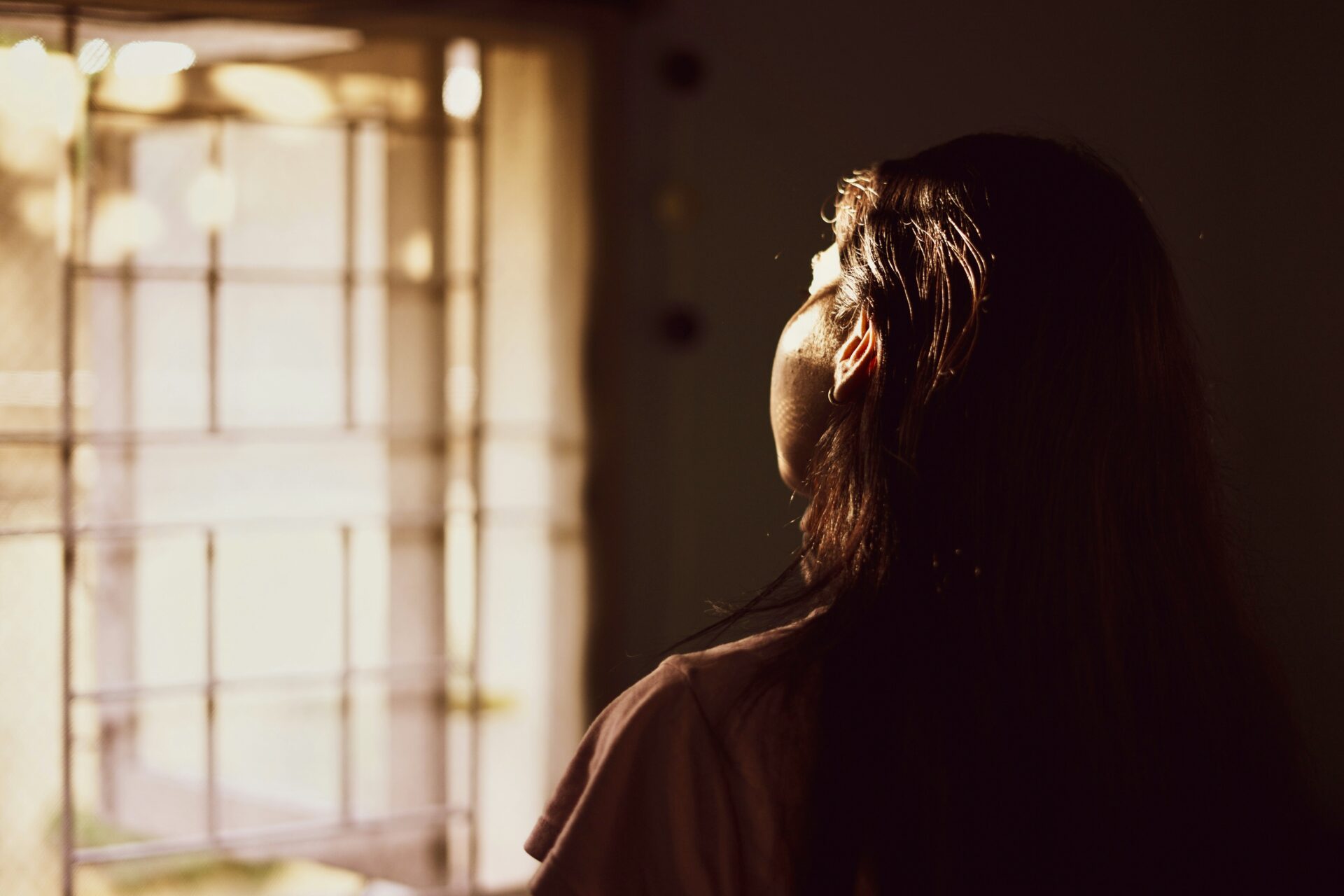 First Death Anniversary: Ways to Honour a Loved One | Aura Funerals